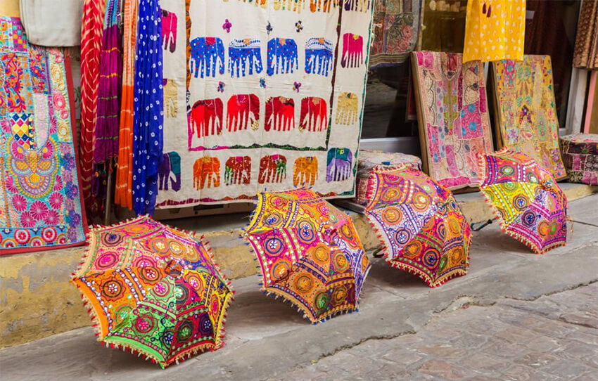 Bazaars, Crafts & Cuisines - Virasat Experiences